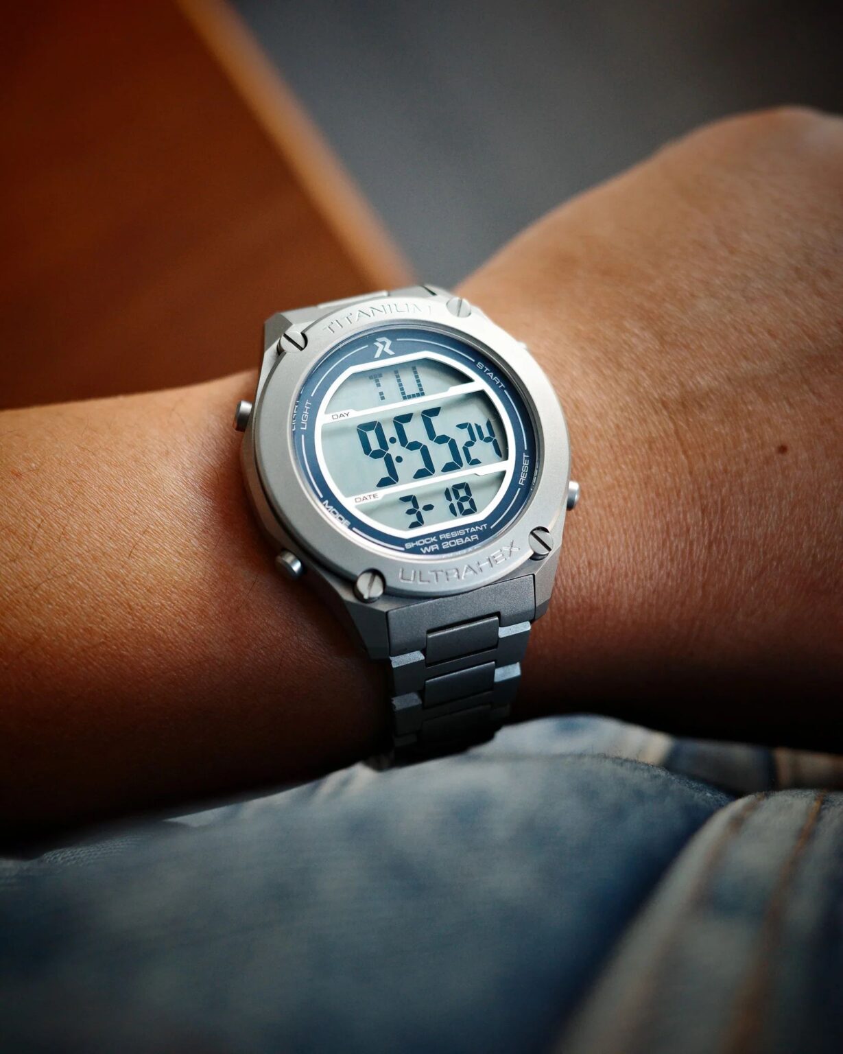 RZE UTD-8000 – Конкурент G-Shock?